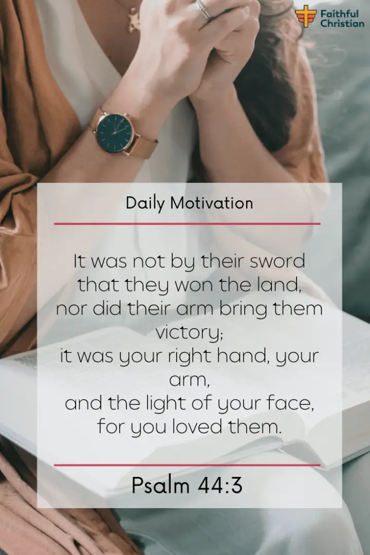30+ Bible Verses About Staying Strong And Not Giving Up